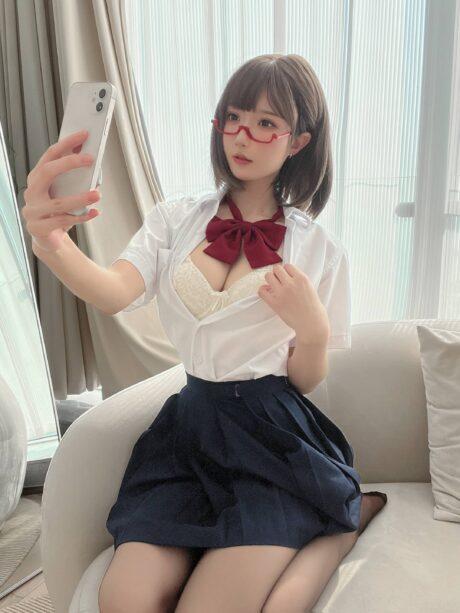 Kuuko W镜流COS：完美再现仙舟传奇的冷艳与魅惑-夕夕乐园